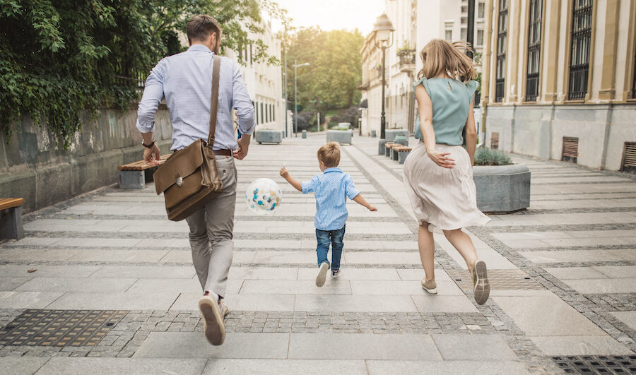 5 Tips for Introducing Your New Partner to Your Children | Maclynn UK