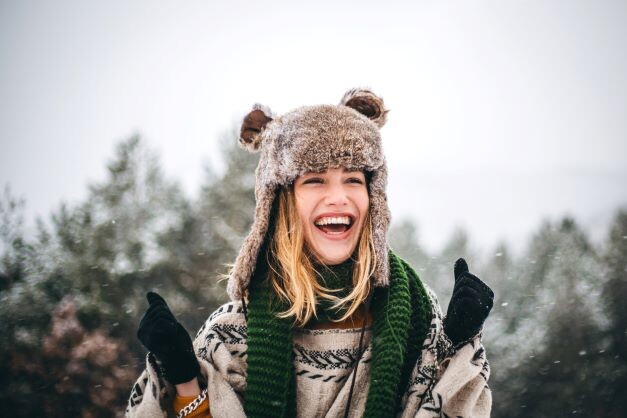 5 Ways to Embrace Being Single at Christmas | Maclynn UK